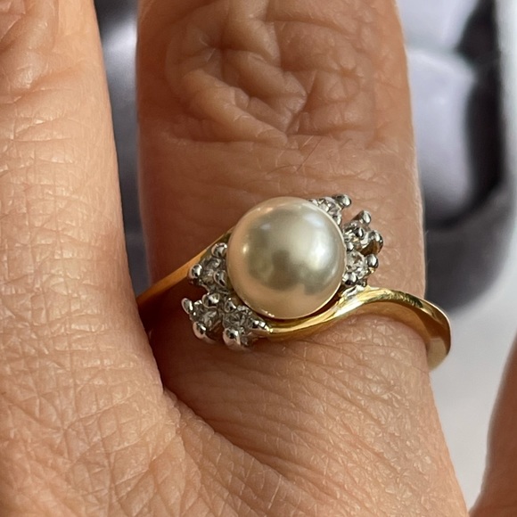 Premier Designs | Jewelry | Premier Designs Pearl Gold Tone Ring | Poshmark